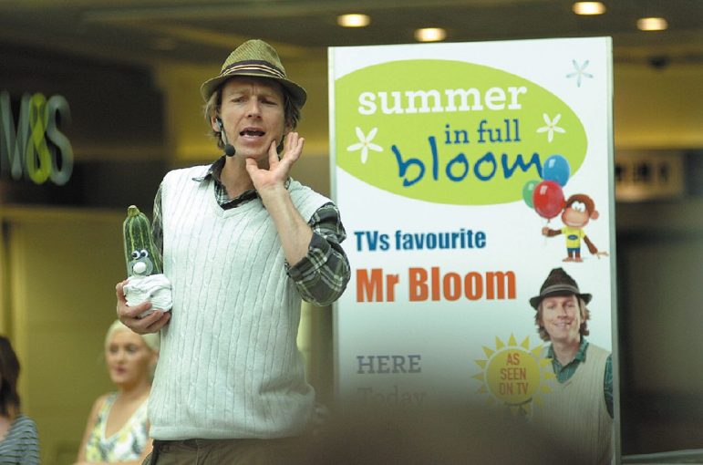 Mr Bloom wows the crowds at Redditch's Kingfisher Shopping Centre - The ...