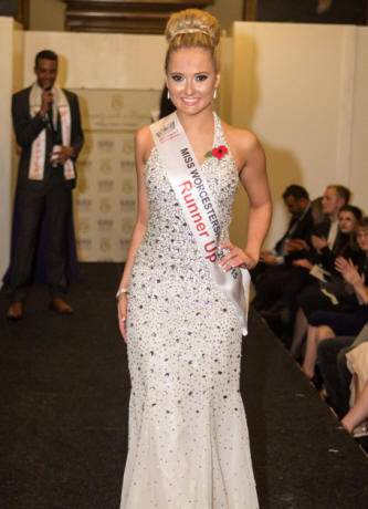 Rosie crowned beauty deputy - The Redditch Standard